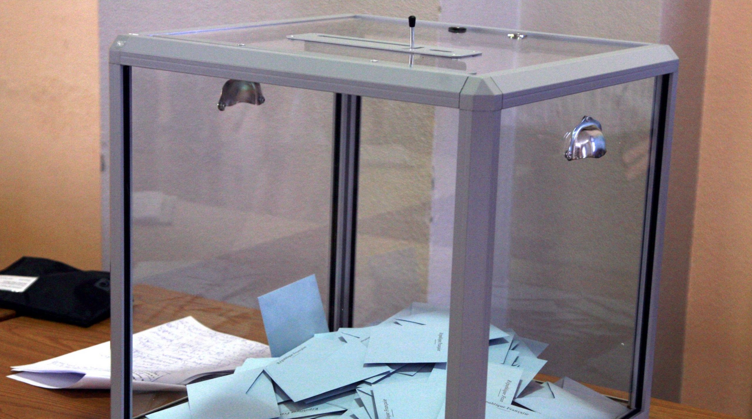 Bulgaria: A million signatures for a referendum on electoral laws ...