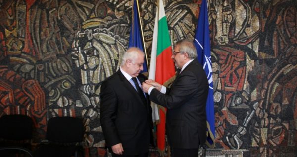 Bulgarian honours for outgoing ambassadors – The Sofia Globe