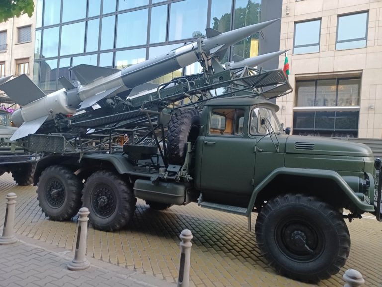 Nato battle group vehicles to take part in Bulgaria’s Armed Forces Day ...