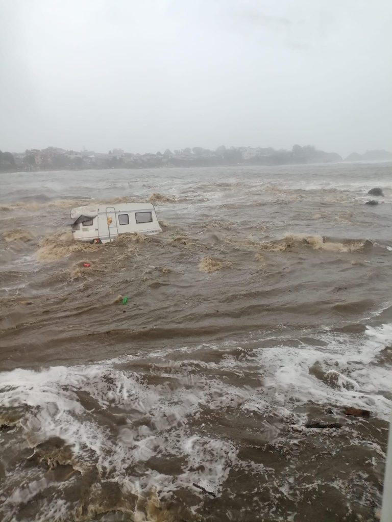 Floods at Bulgaria’s coast: Two dead, two missing, more than 130 ...