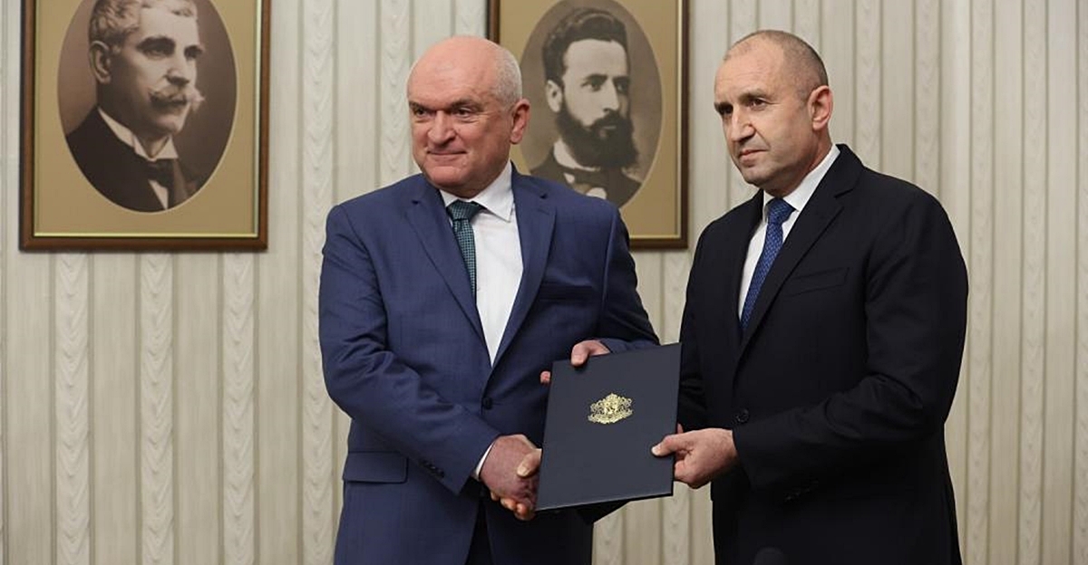 Bulgaria: Radev calls on caretaker Prime Minister-designate Glavchev to ...