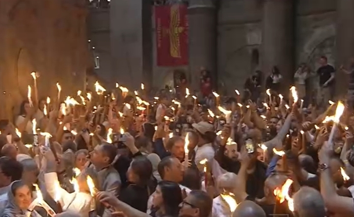 Orthodox Easter 2024: ‘Holy Fire’ appears at Holy Sepulchre church in Jerusalem – The Sofia Globe