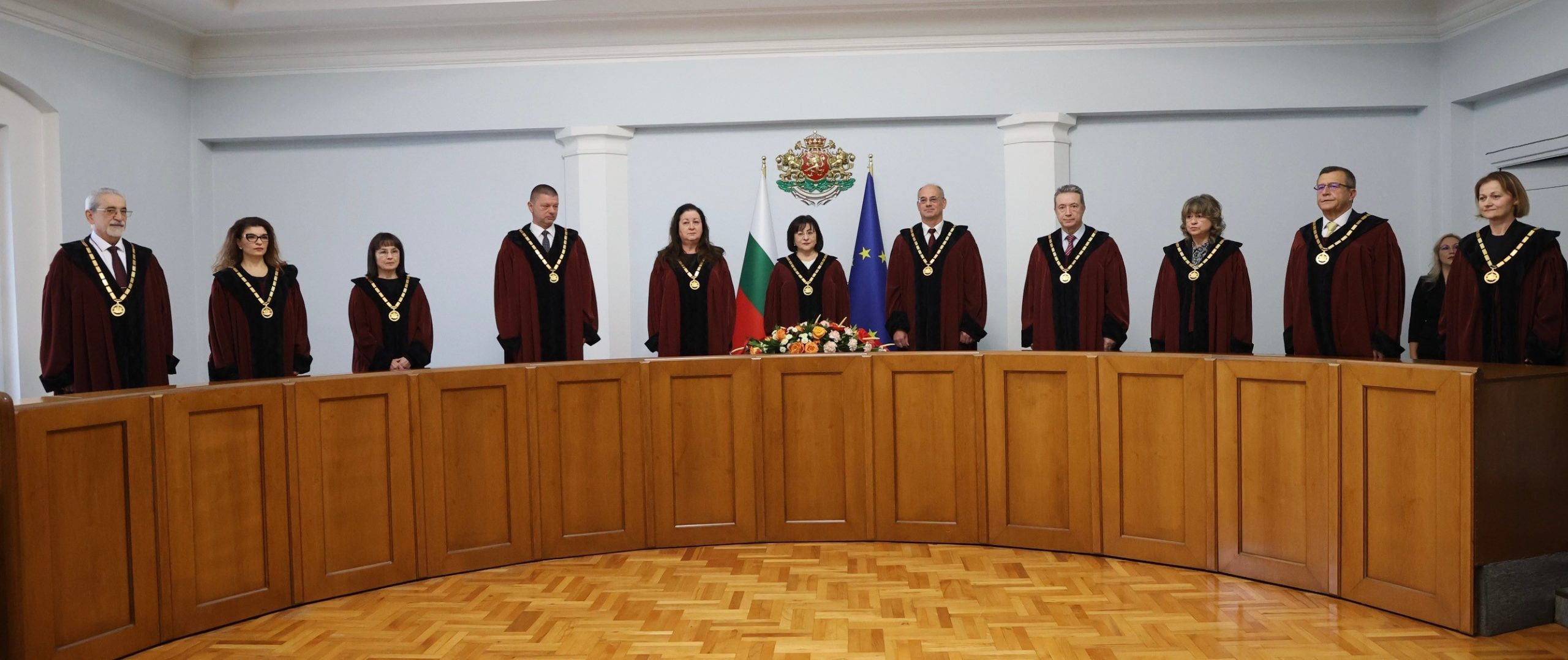 Three new Bulgarian Constitutional Court judges take oath of office ...