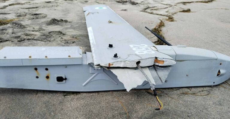 Bulgarian Navy removes drone that washed up on Bourgas beach – The ...
