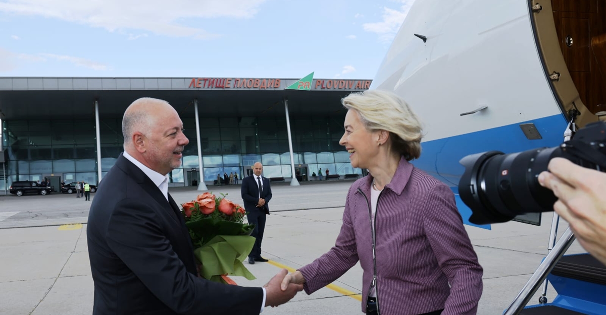 EC confirms Bulgaria suspects Russia behind jamming of signal to GPS of ...